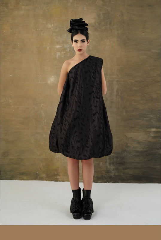 A fusion of Heritage, Eco friendliness and excellence | La Femme Roje ...